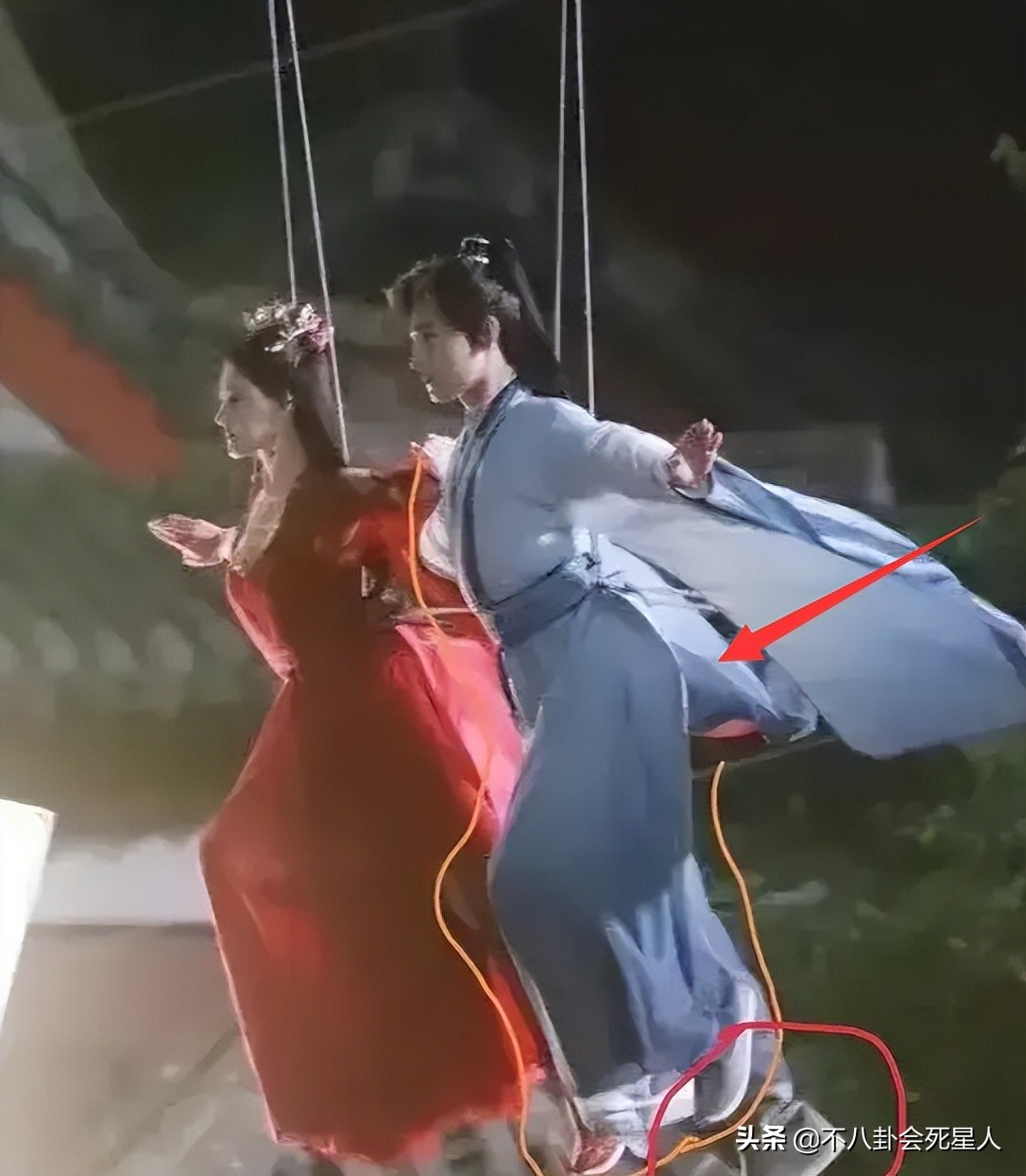 Long legs, slender waist, and high buttocks, the figure that actresses ...