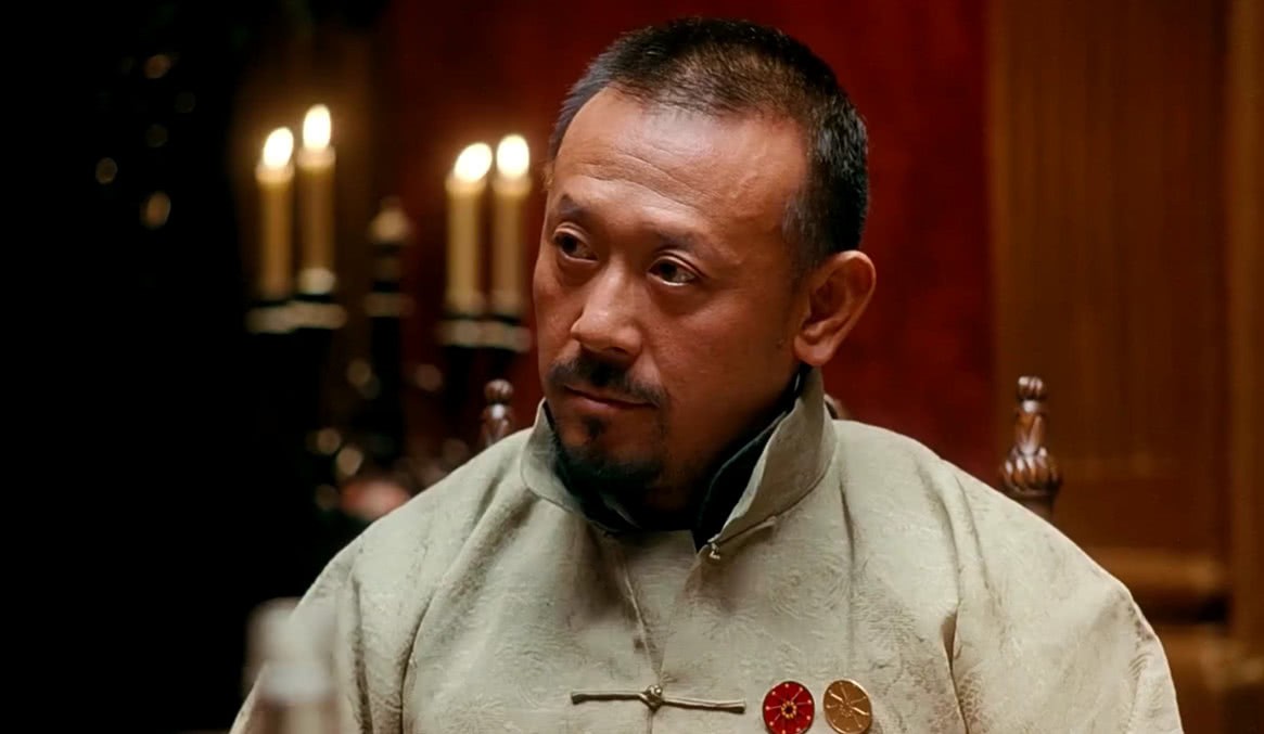 "Let the Bullets Fly" directed by Jiang Wen expressed a kind of ...