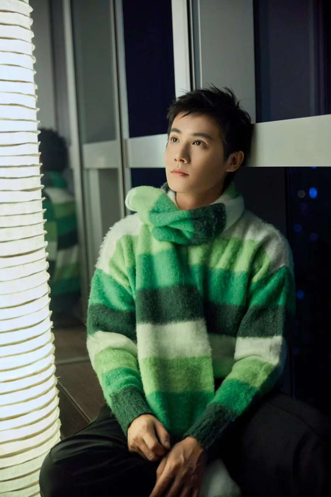 Zheng Yecheng's early winter atmosphere is eye-catching with the ...