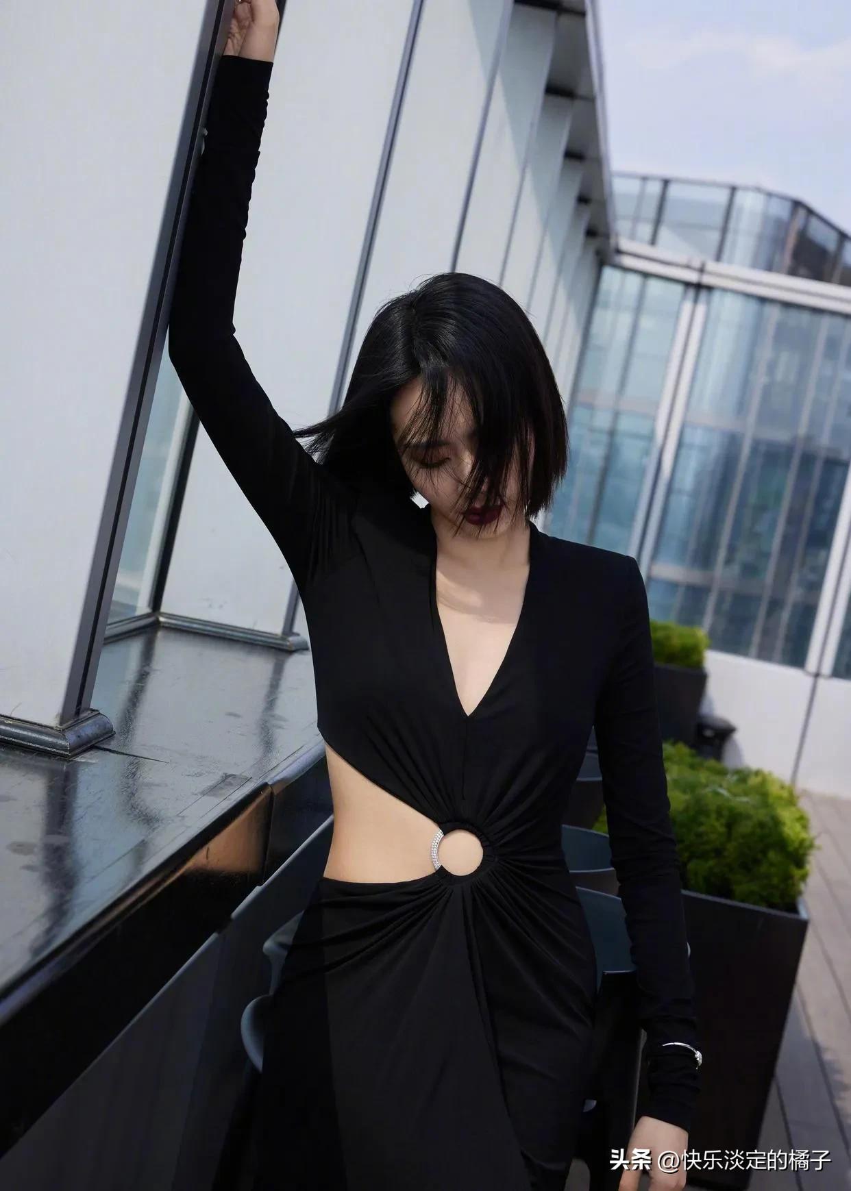 Fascinated by Liu Xijun's good singing voice - iMedia