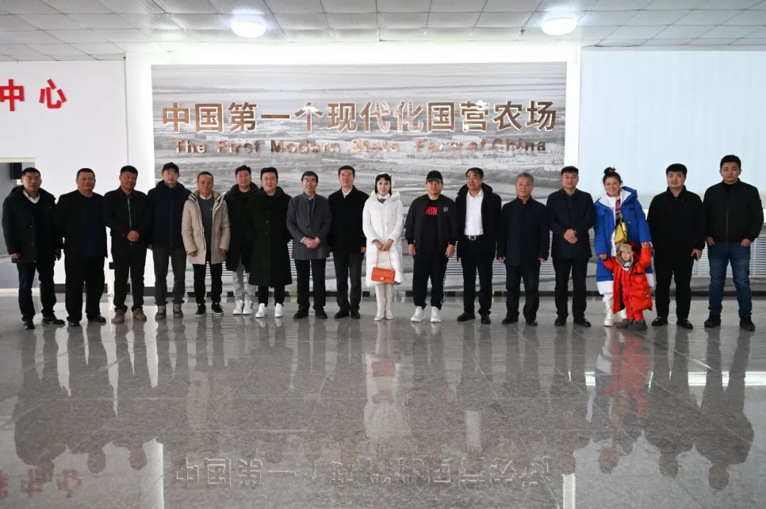 Tang Jianjun, the actor of Xie Guangkun, walked into Jiansanjiang to ...