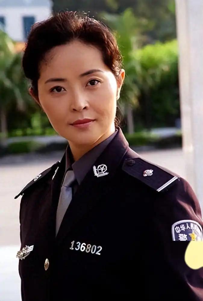 Yan Ruyu appears in hundreds of plays, who knows her real name? - iNEWS