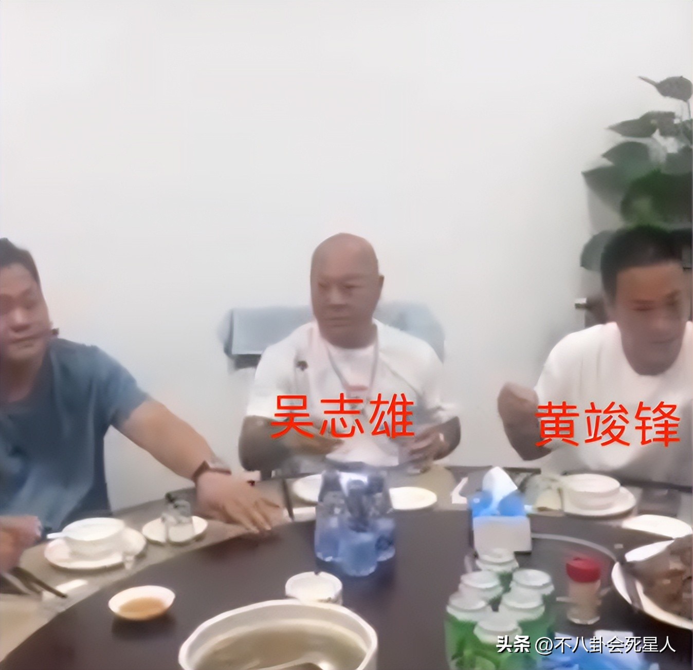 The 44-year-old Hong Kong star was slashed 3 times in the follow-up!The ...