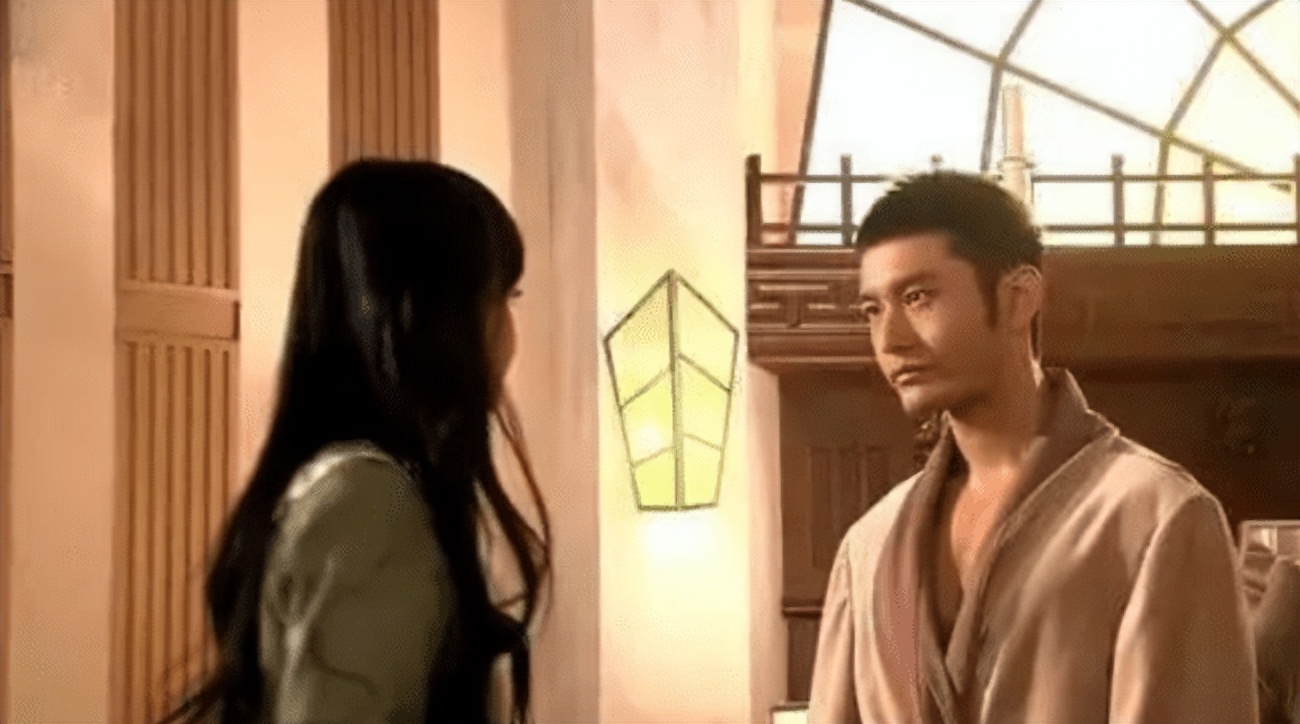 A popular search, a comparison with Yang Yang, made Huang Xiaoming's ...