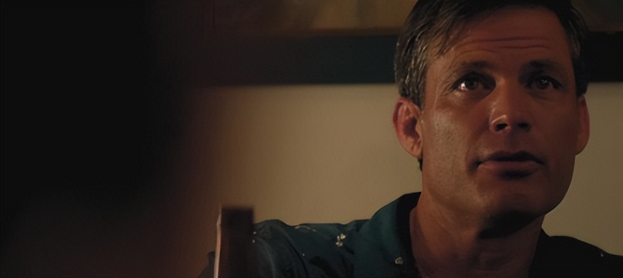 Dead Waters: An Immersive Experience of a Suspenseful Horror Journey ...