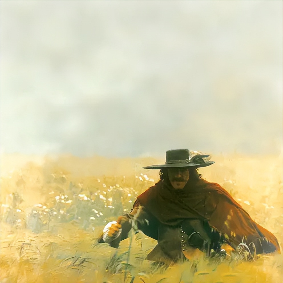 Movie "Big Nose Lover": A poetic soul imprisoned in an ugly cage for ...