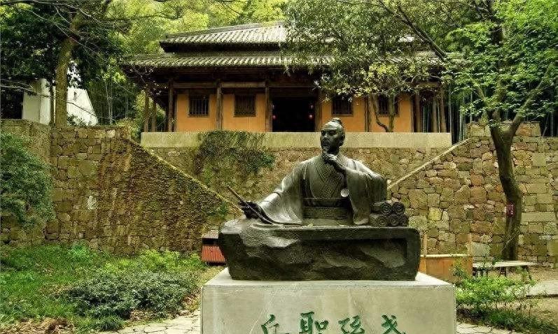 Why is Son Zhengyi named Sun? If a Japanese person has a Chinese name ...