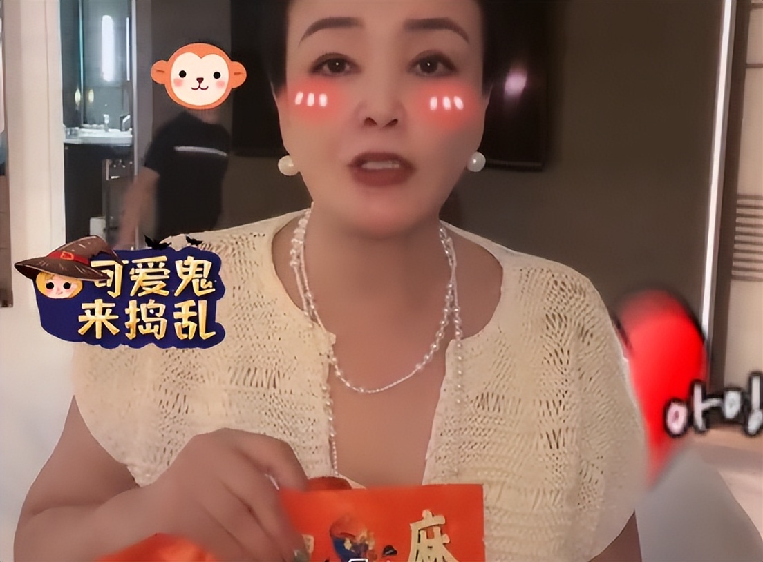 Zhang Lan's live broadcast, Xiao Ruan took the initiative to run to ...