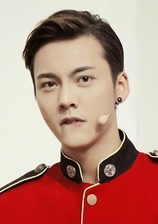 Male star clothing - William Chan (1) - iNEWS