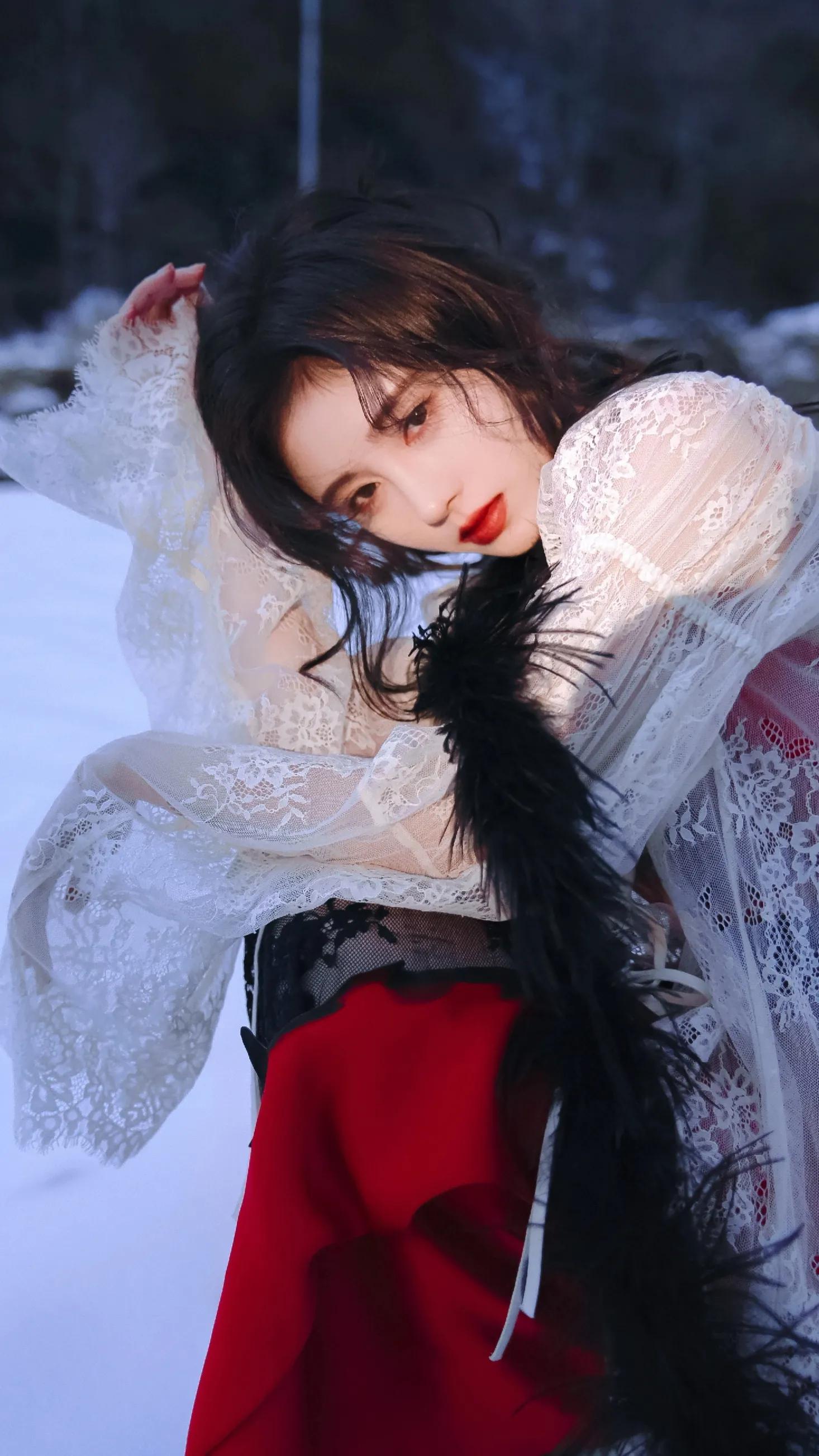 Ju Jingyi, Snow Rose, Hongyan Jiaren - iMedia