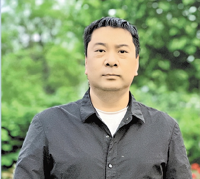Lu Hongbo: Pursue the long journey of books diligently - iMedia