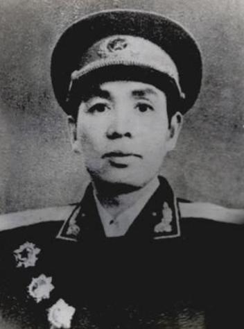 General Ding Sheng wrote to Xu Jingxian in his later years: Your ...