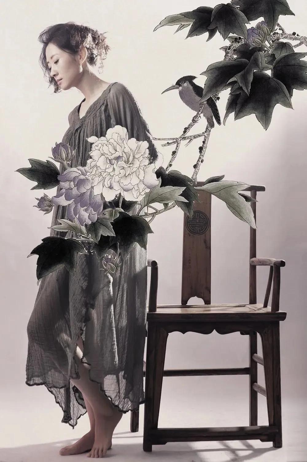 Charm goddess Liu Mintao charming pictures born in 70s - iNEWS