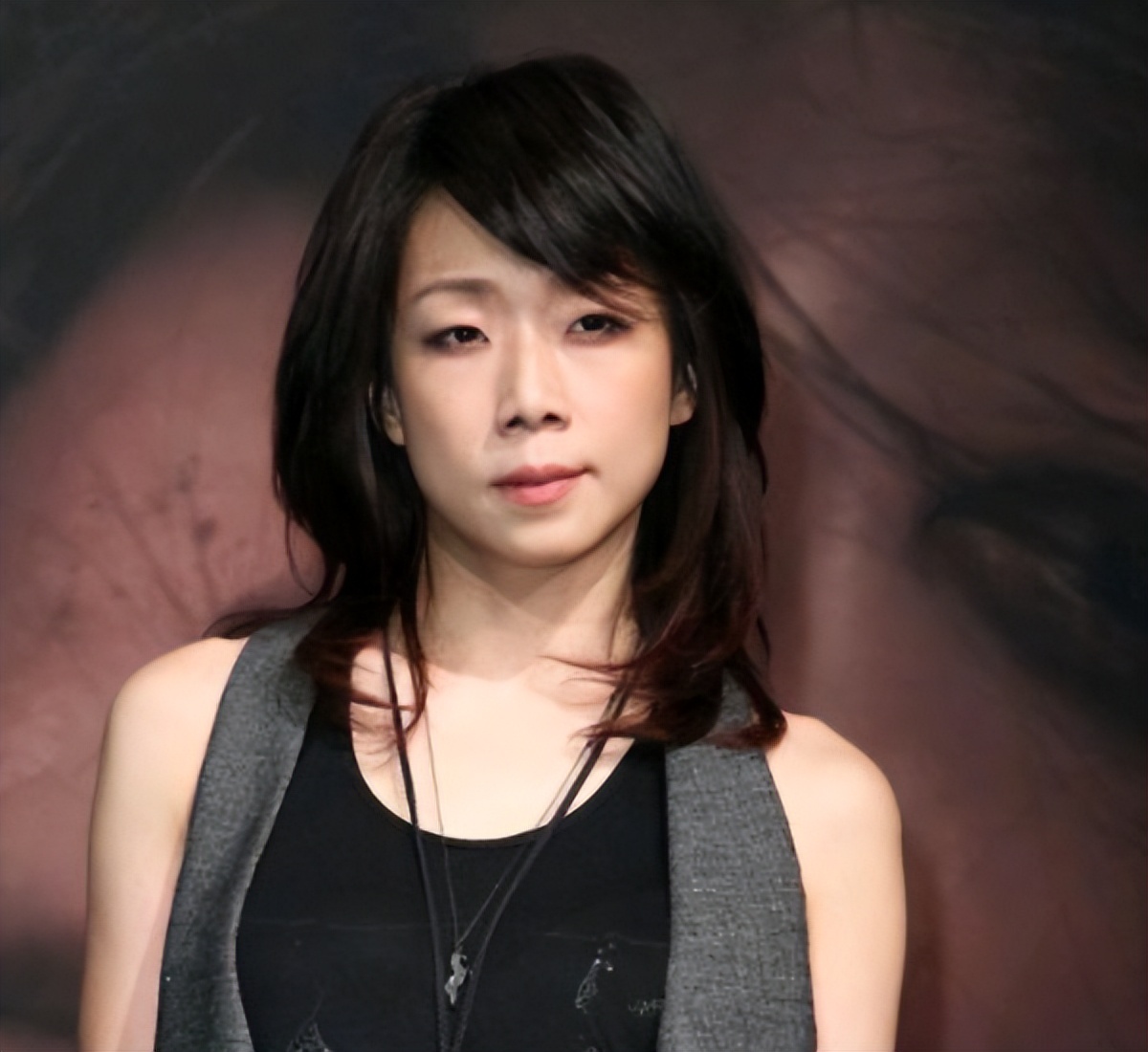 Without a beautiful face, countless men can be fascinated, Lin Yilian's emotional history - iMedia