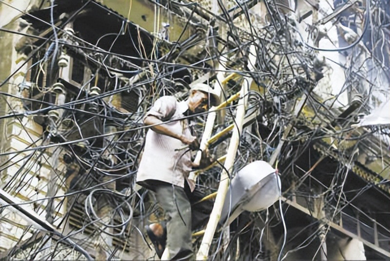 Uncovering the Phenomenon of Stealing Electricity in India: The Way of ...