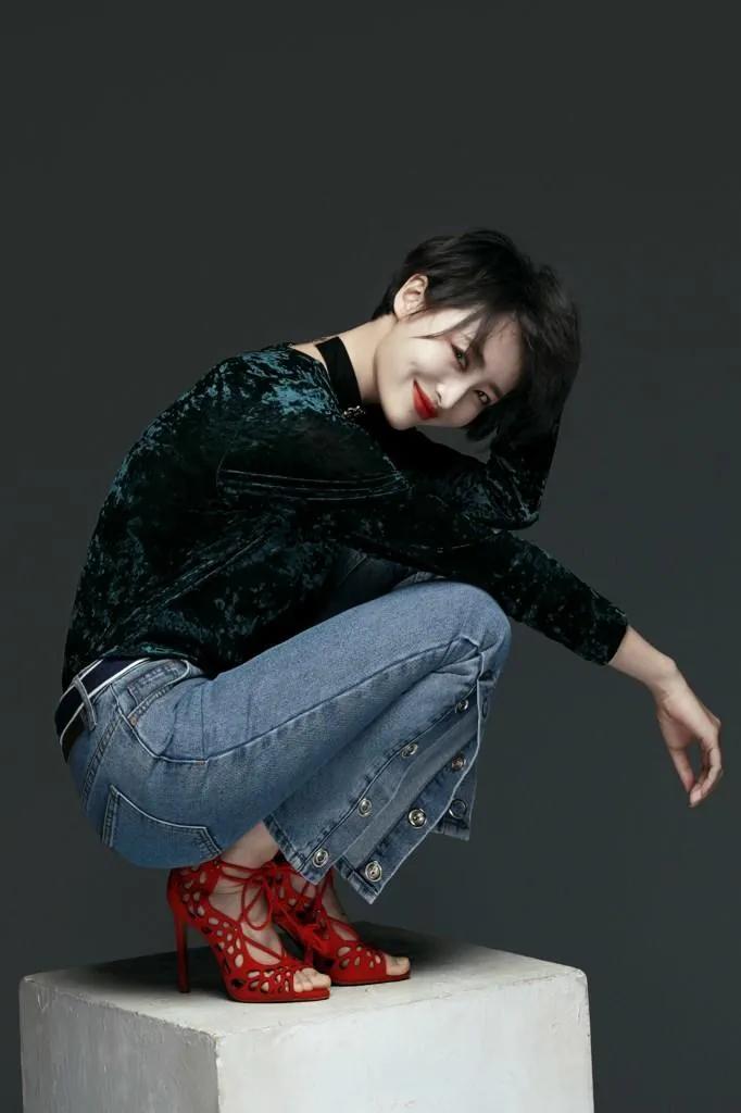 Temperament goddess Yang Yang short hair photo picture 1027 - iMedia