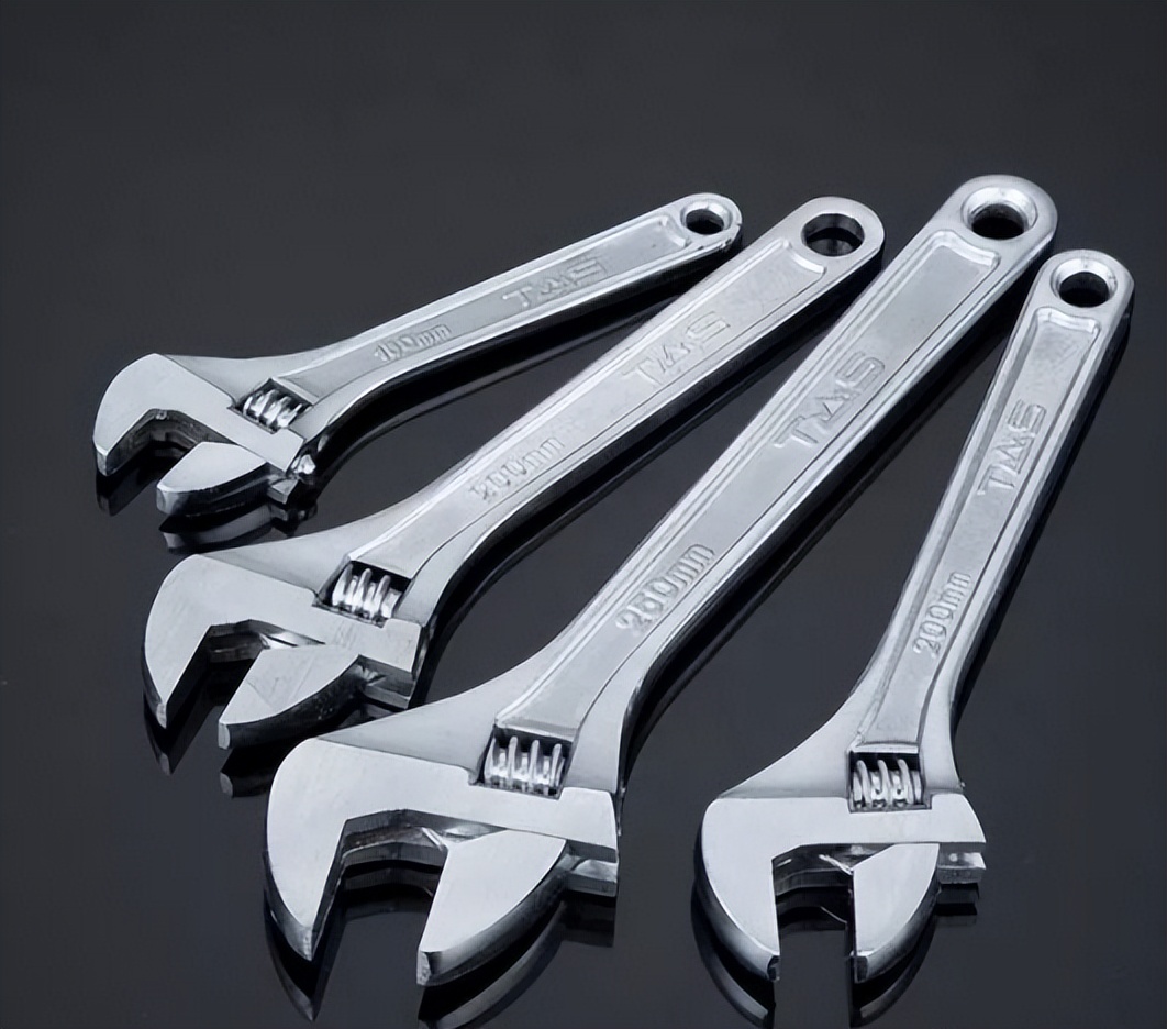 What are the hardware tools commonly used by Deshi Seiko?they are ...