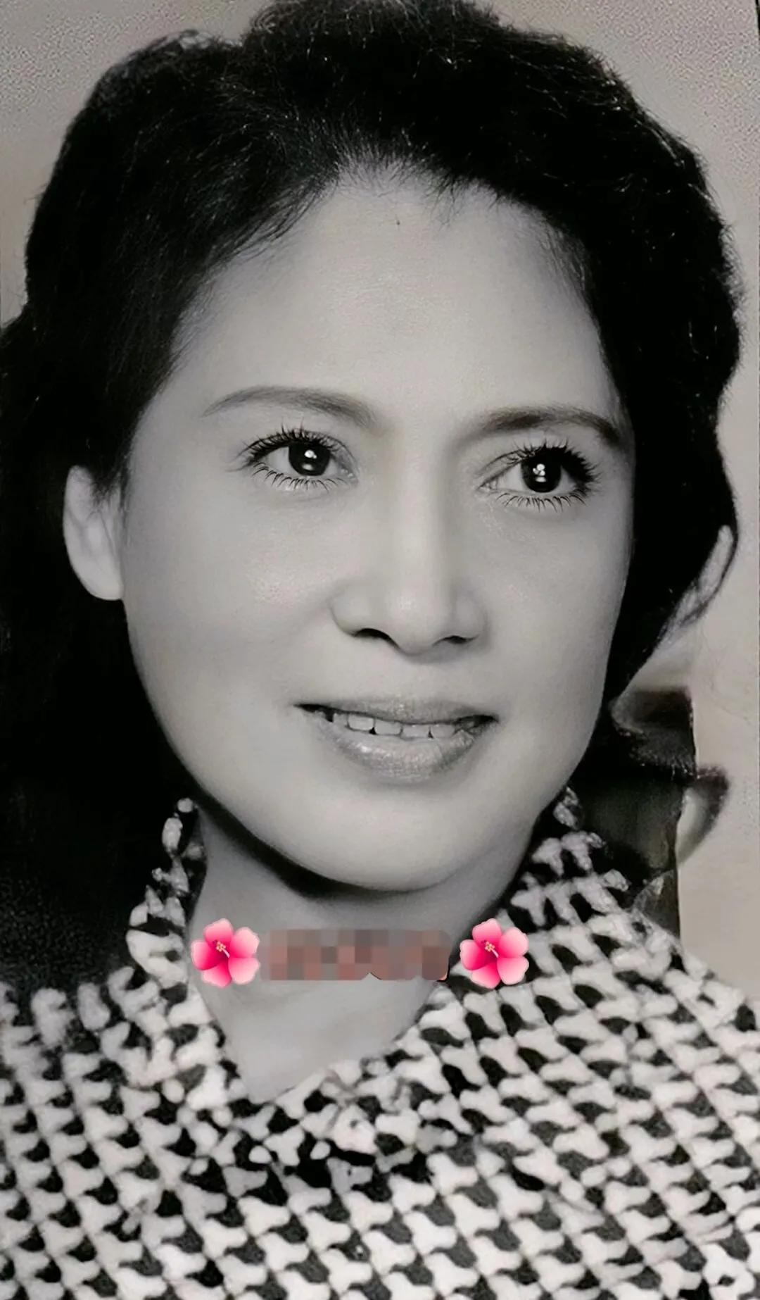 Qin Yi, 99 years old, has been in film for 82 years, dedicated her life ...
