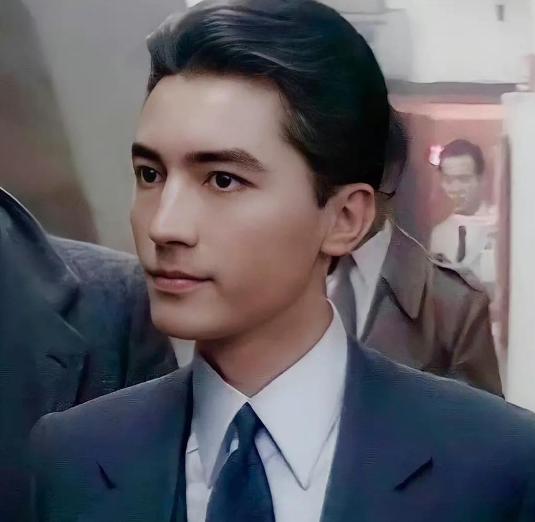 "Asia's most beautiful man": no father, no mother, no wife and no ...