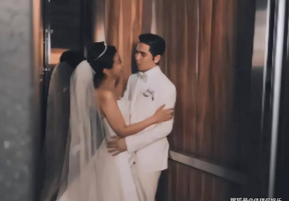 Jam Hsiao and Julia Lin got married today, revealing wedding photoshoot ...