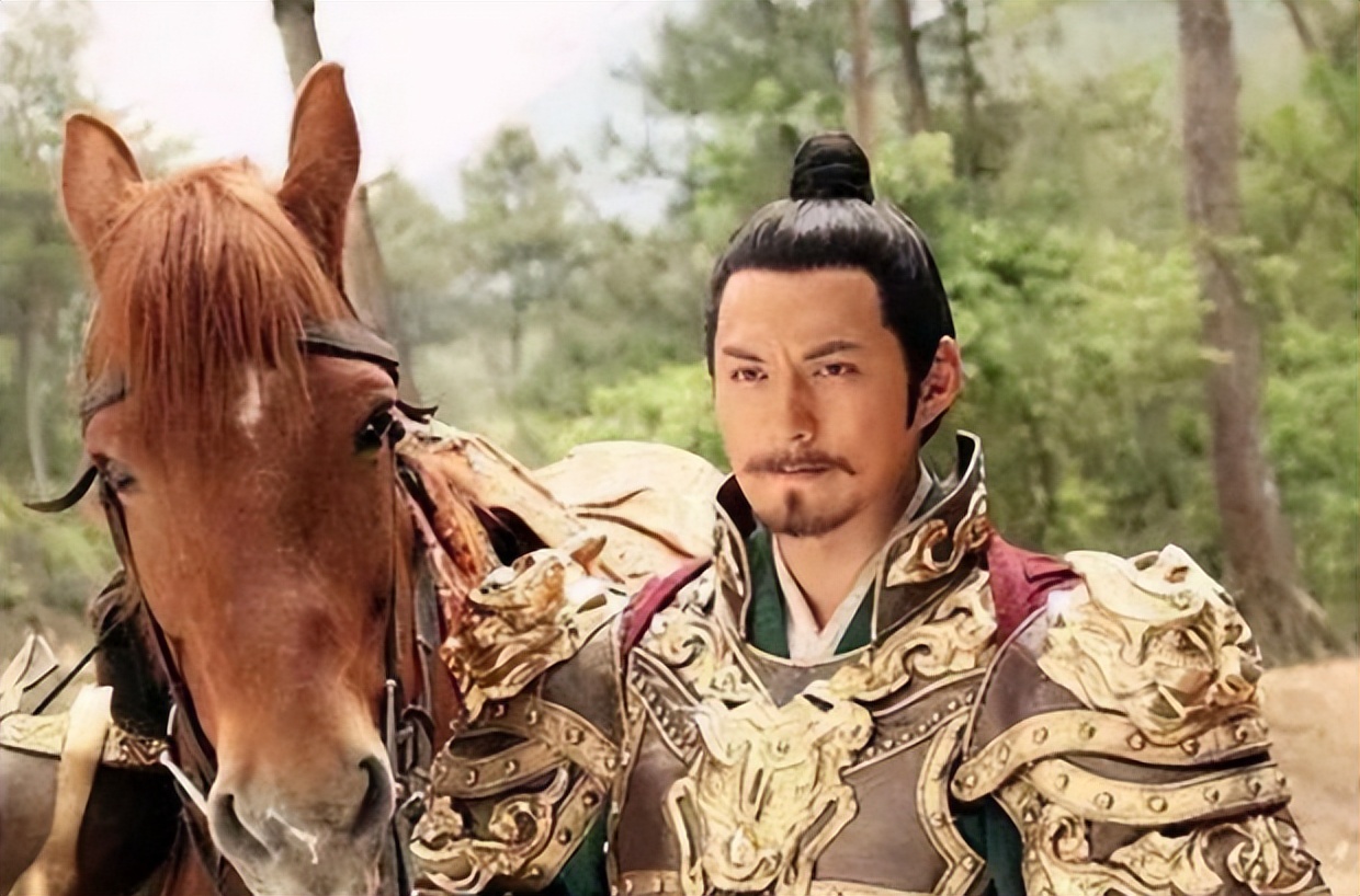 59-year-old Yuchi Jingde resigned and returned home. Li Shimin was very ...