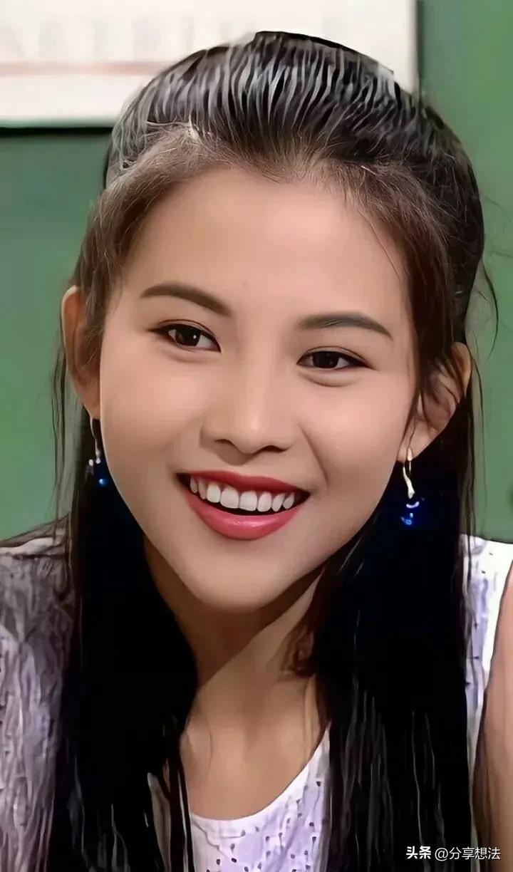 Ada Choi star wallpaper (3) - iMedia