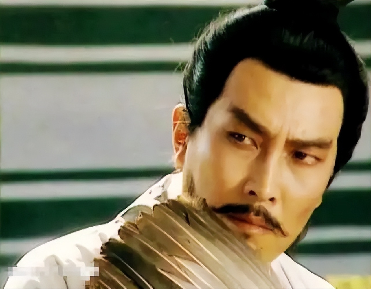 What doubts does Liu Bei have about Ma Di's evaluation? What is Zhuge Liang's deep-seated ...