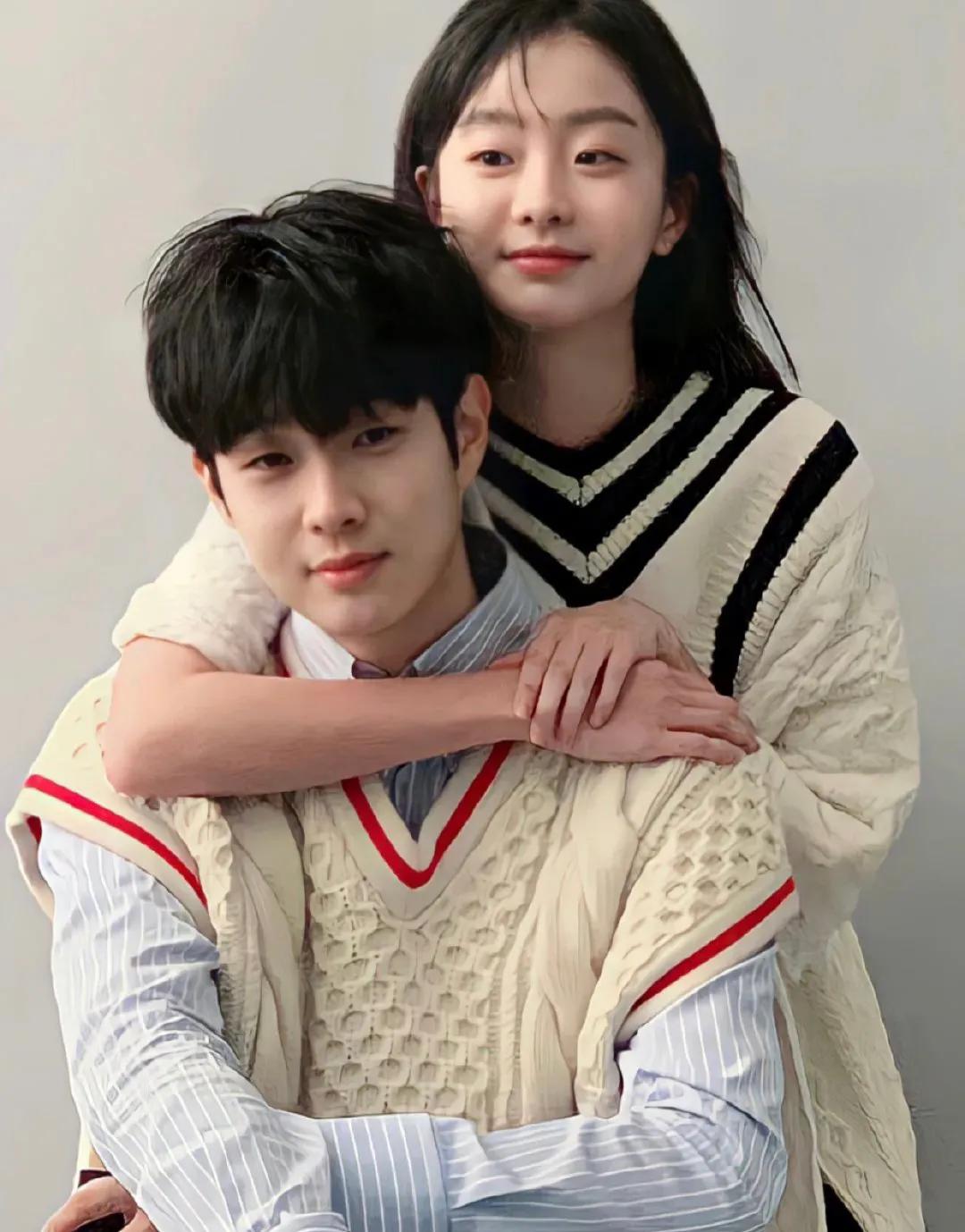 Playing what is hot and what is Jin Duomei, she is a monster rookie and ...