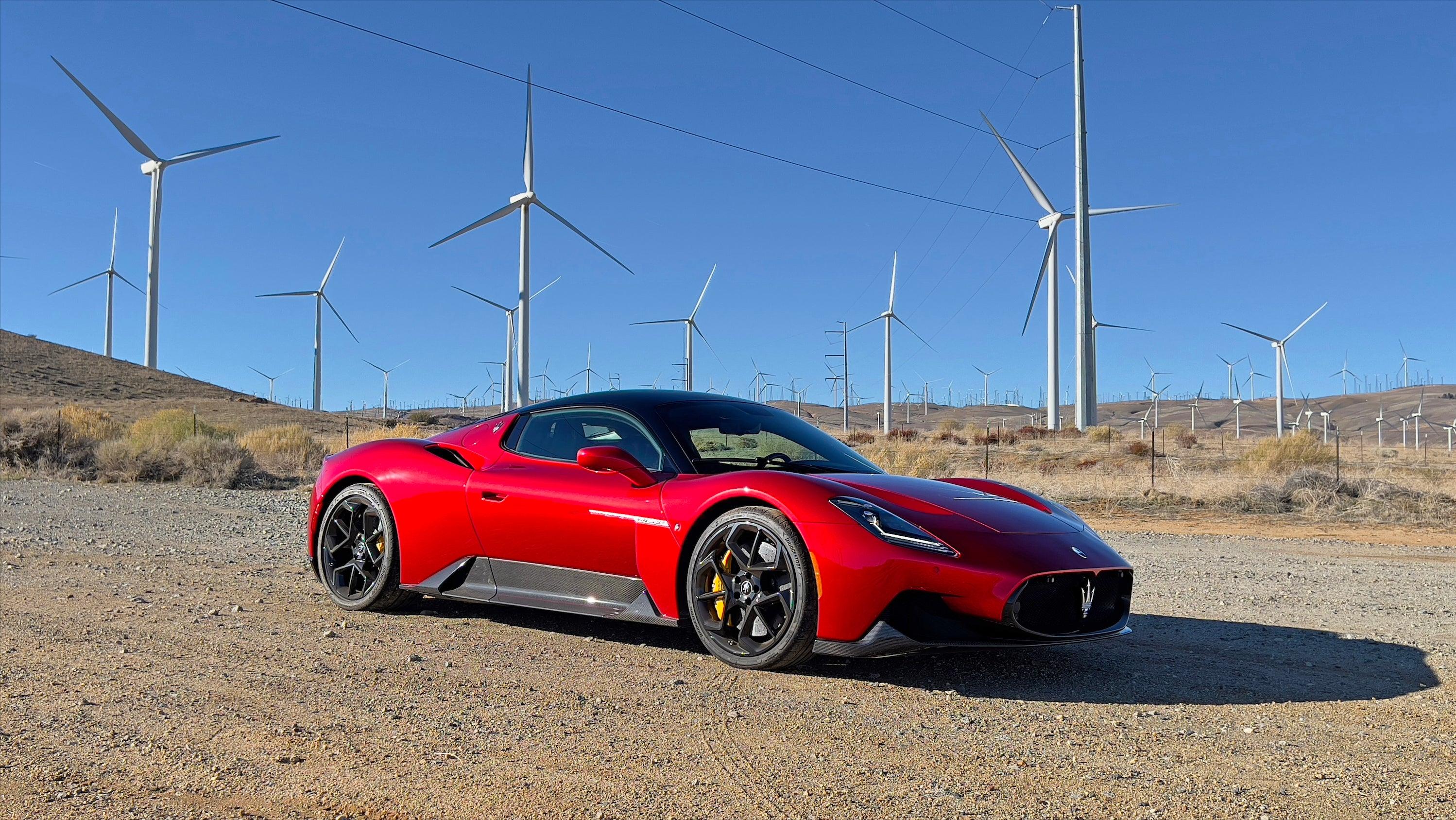 2022 Maserati MC20 review: A powerful and nimble track sweeper - iNEWS