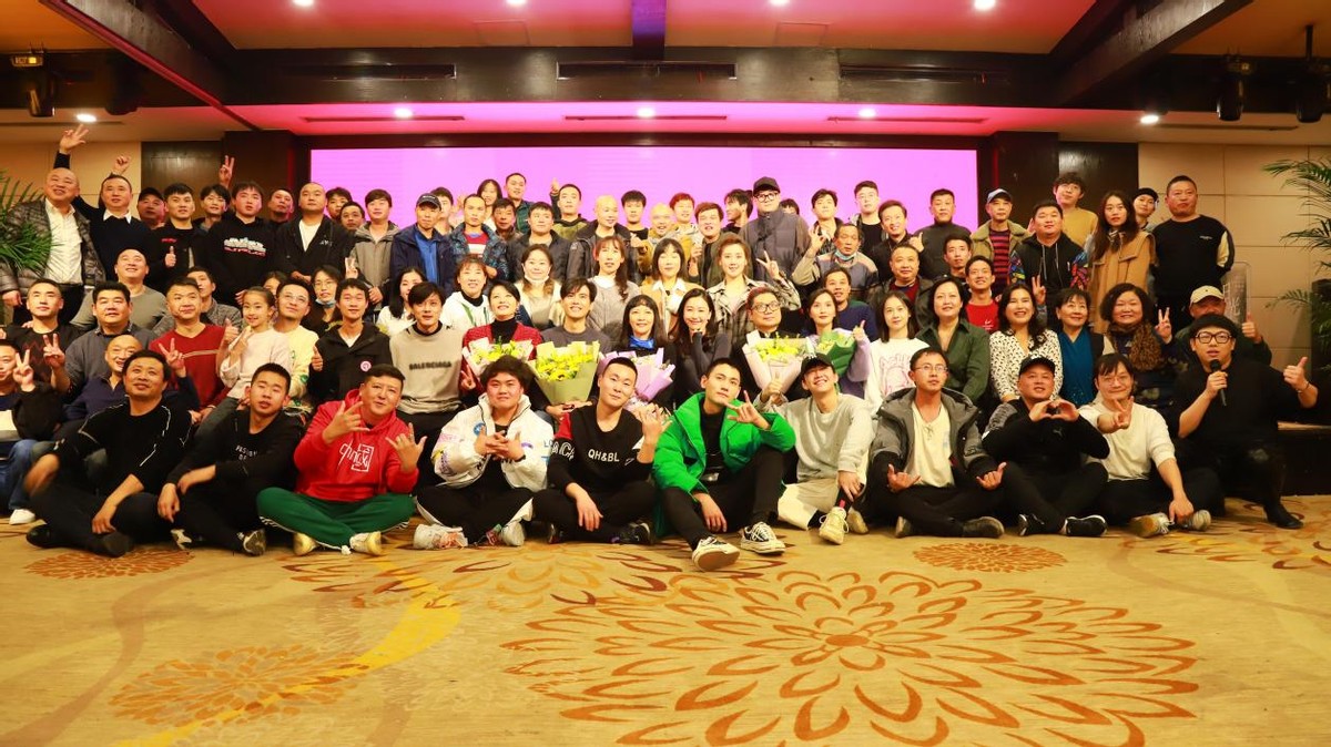 Hongying's film debut "Moonlight Warrior" was successfully completed in ...