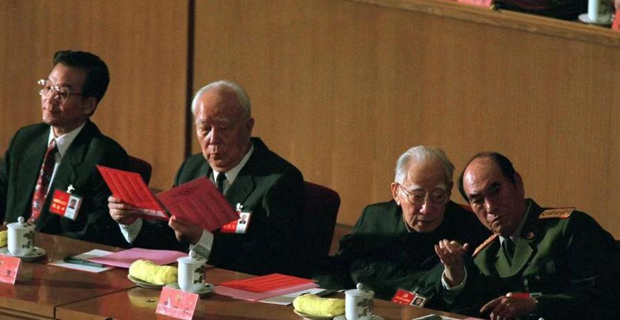 In 1986, when Bo Yibo went to the former residence of the great man, he ...