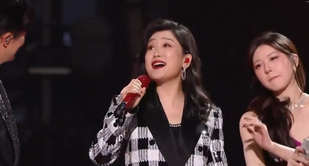 20 years of dancing together, Zeng Yi: the singing journey of the ...