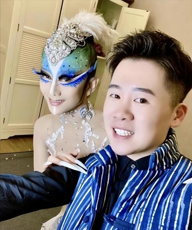 Why does Yang Liping, 61, live the life of a real version of Lafayette ...