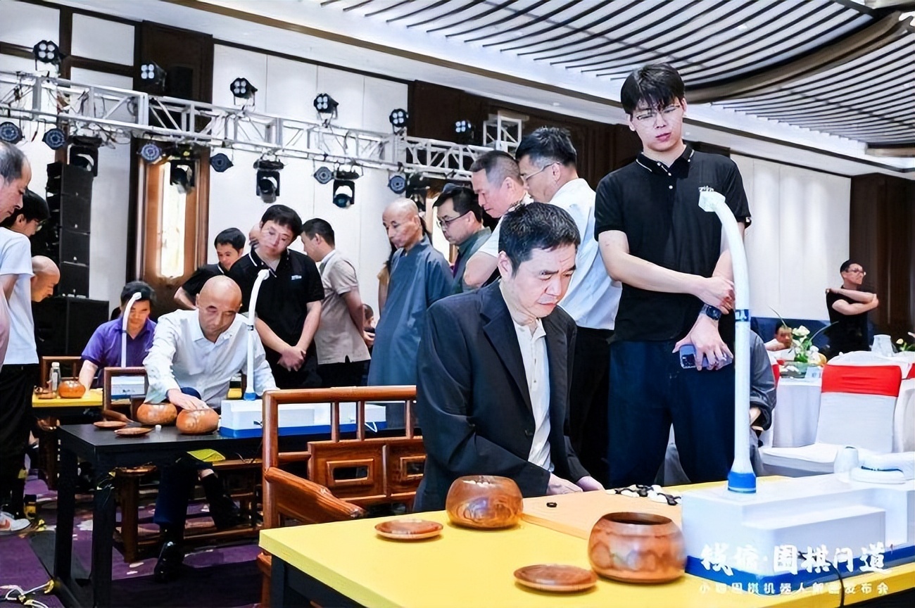 Sina's point of view: The combination of traditional culture and ...