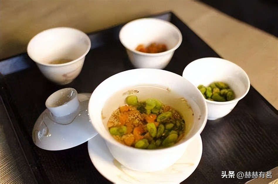 China's first female tea master - Li Ye, Lu Yu's confidante - iNEWS