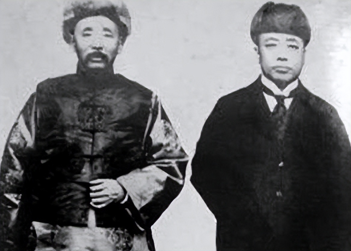 Guo Songling held an army of 70,000 people against Zhang Zuolin, the ...