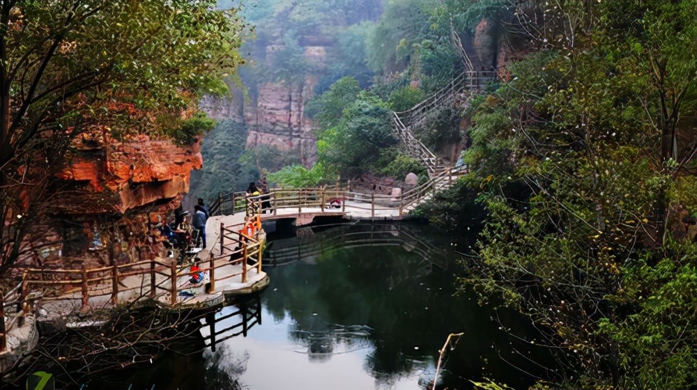 A canyon scenic spot in Shanxi has become popular, with 97% forest ...