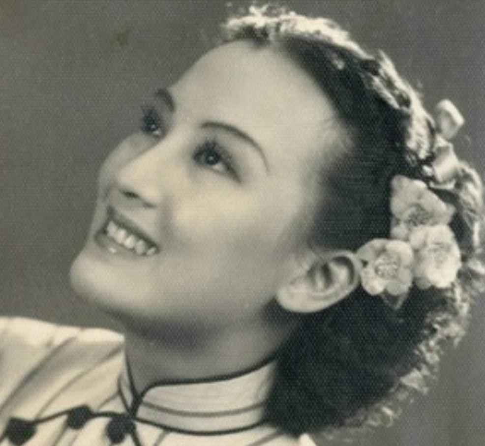 "Queen of Songs" Zhou Xuan: She was abducted and sold by her uncle at ...