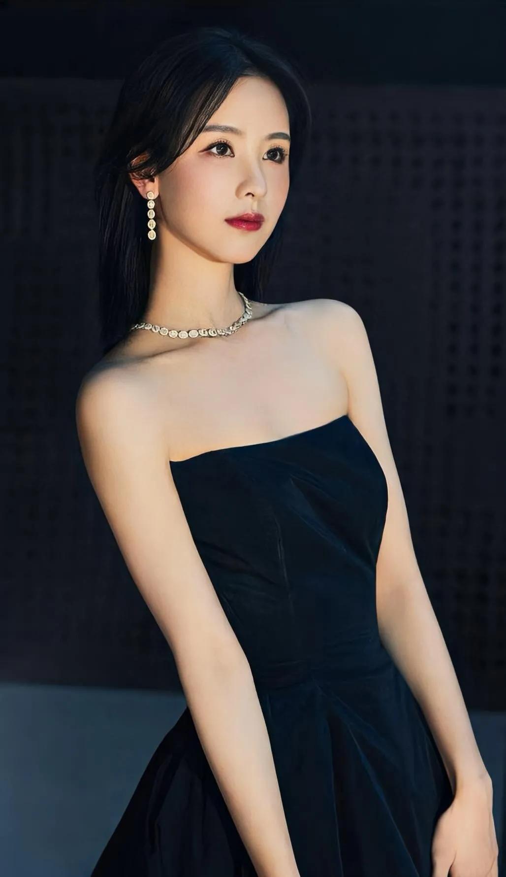 Beauty star "Chen Duling" sexy photo - iMedia