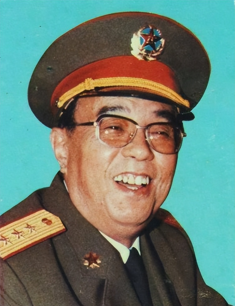 In 1989, when Gu Yue was invited to attend a state banquet, a general ...