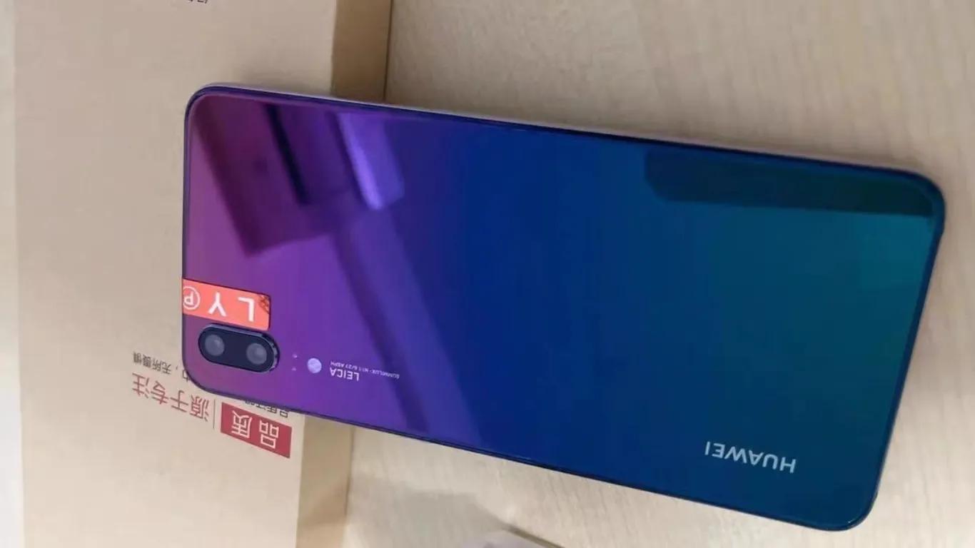 The walking SLR camera-Huawei P20, once set a sales myth of 16 million ...