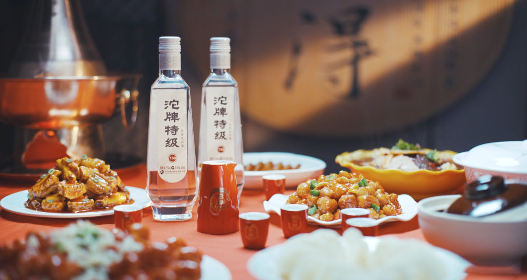 Famous wine + memory killing + good company, "Tuo Pai Old Friend" IP ...