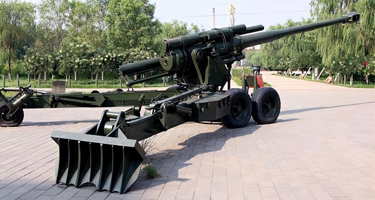 203mm cannon: Inheritance and challenge, one cannon can hit the ...