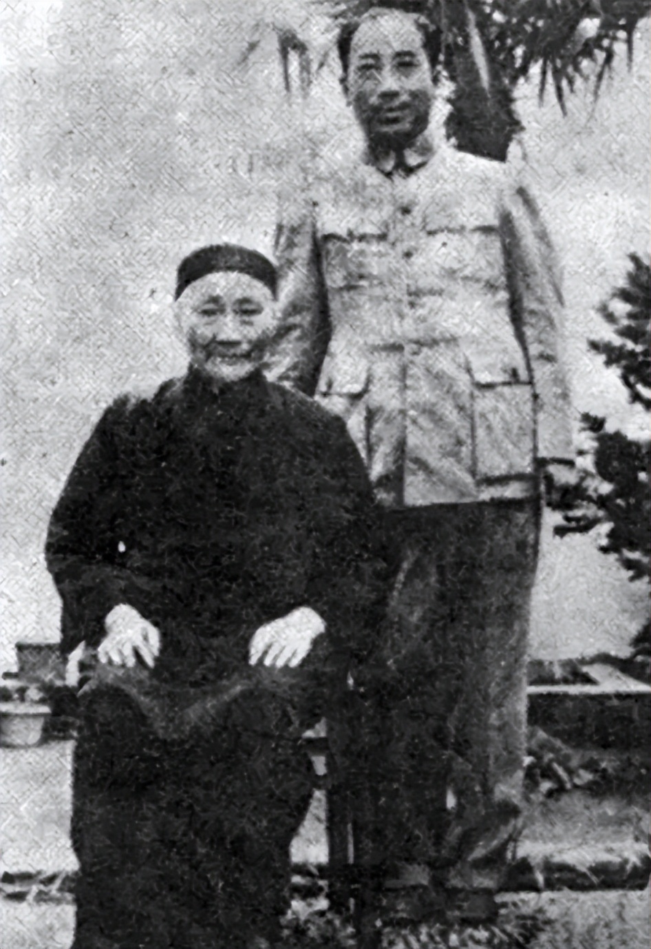 In 1946, Dai Li, the leader of the military command, died in a plane ...