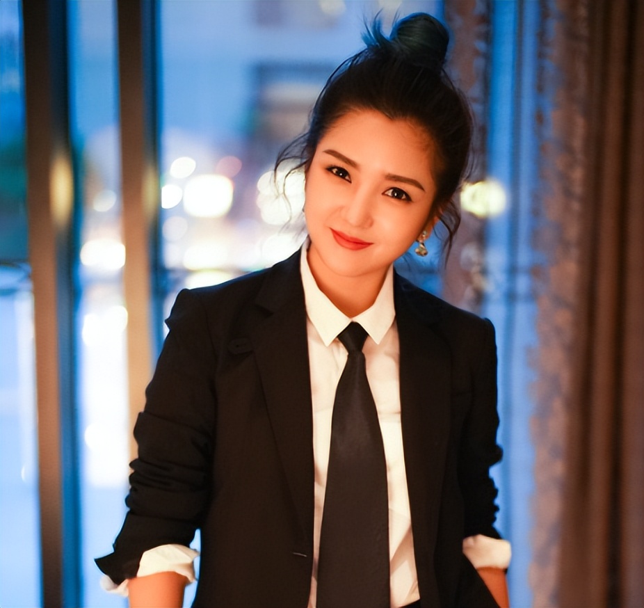 11 years after parting ways with Yang Biao, the current situation of He Jie and Shi Xiaolong is ...