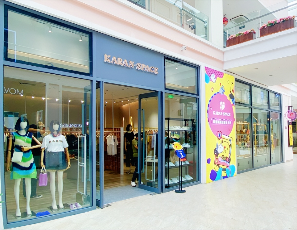 A new way of doing business: see Sprees Outlets breaking the ...