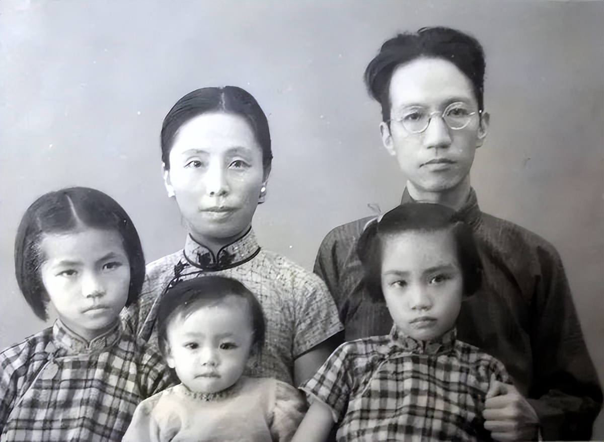 Talking about the Communication between Chen Yinke and Hu Shi - iNEWS