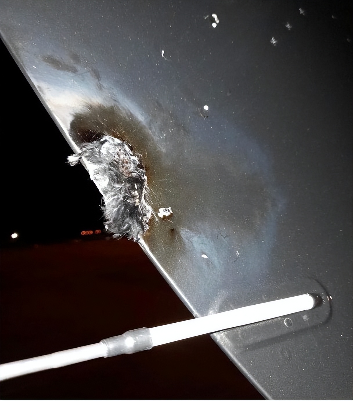 thrilling!American Tianhou took a private jet into the storm, was ...