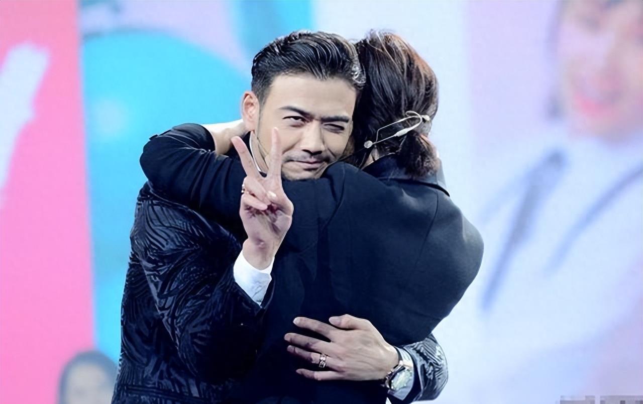 Popular all over the Internet! Yang Shuo and Liu Tao's shocking scandal ...