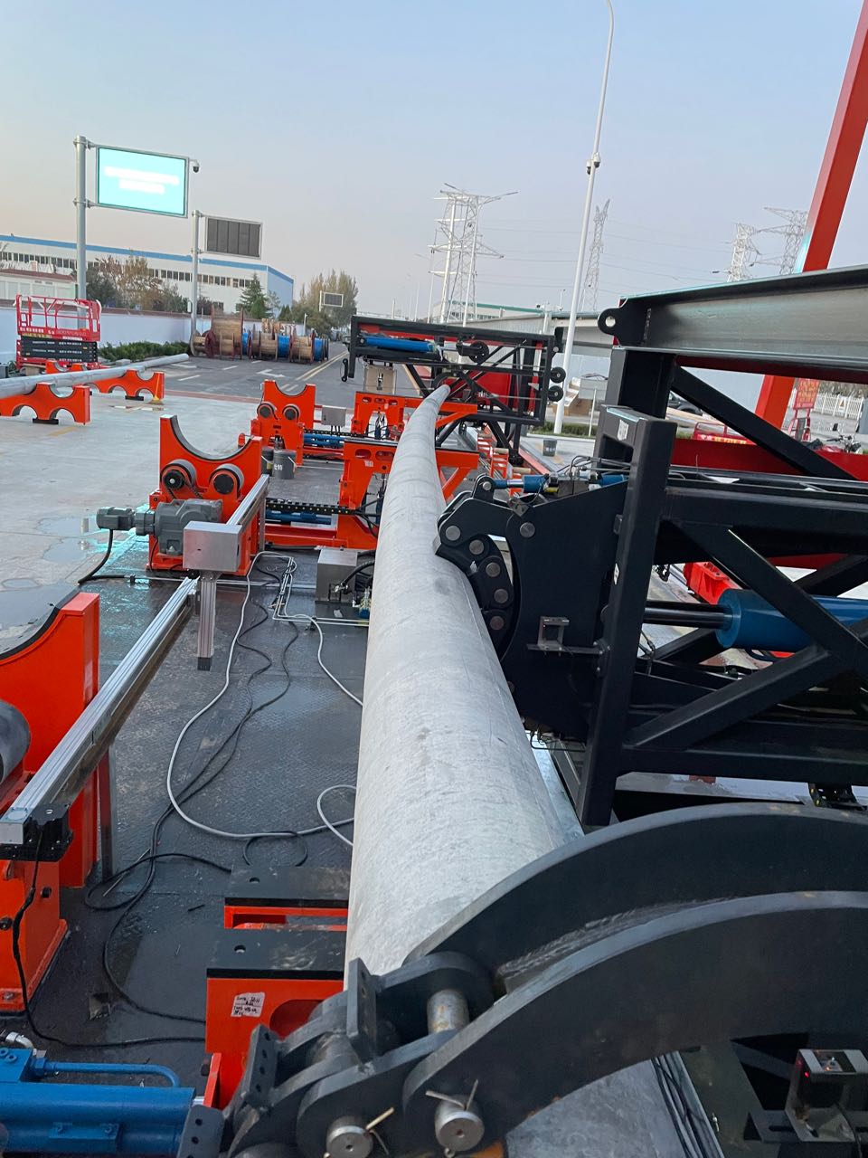 Dingshi Intelligent successfully delivered the world's first "Concrete ...